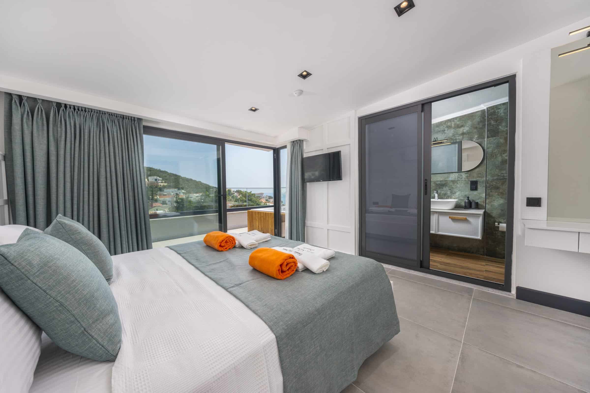 Villa Safran County | Shoreline Turkey