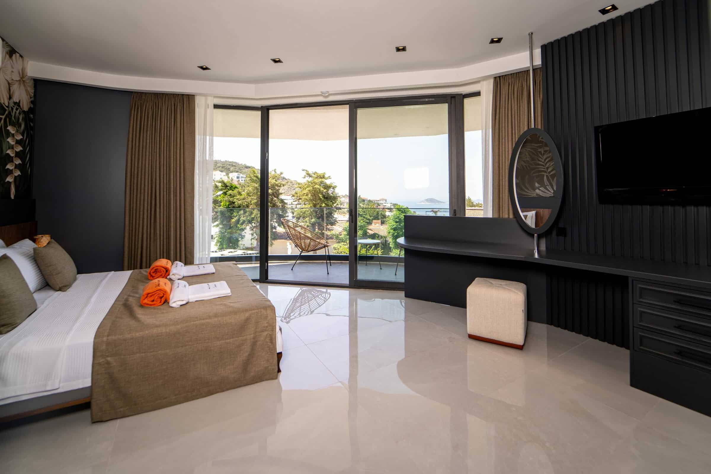 Villa Safran County | Shoreline Turkey